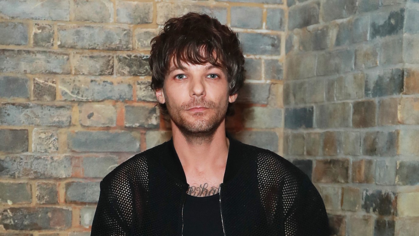 Louis Tomlinson opens up about grief and finding his feet after One ...