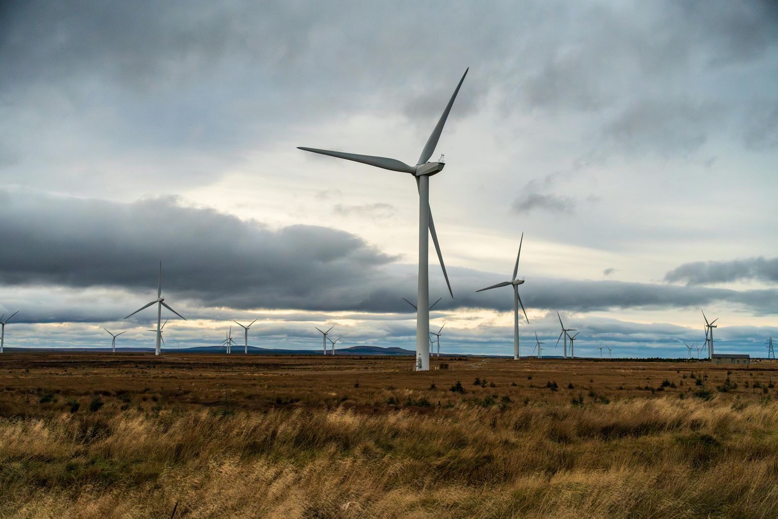 Progress of NI's green energy strategy lagging considerably: report