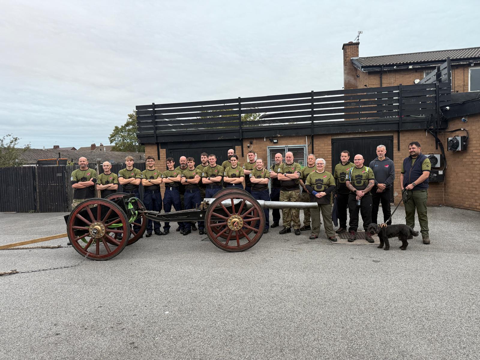 1,000kg field gun travelling length of the UK arrives in Cornwall