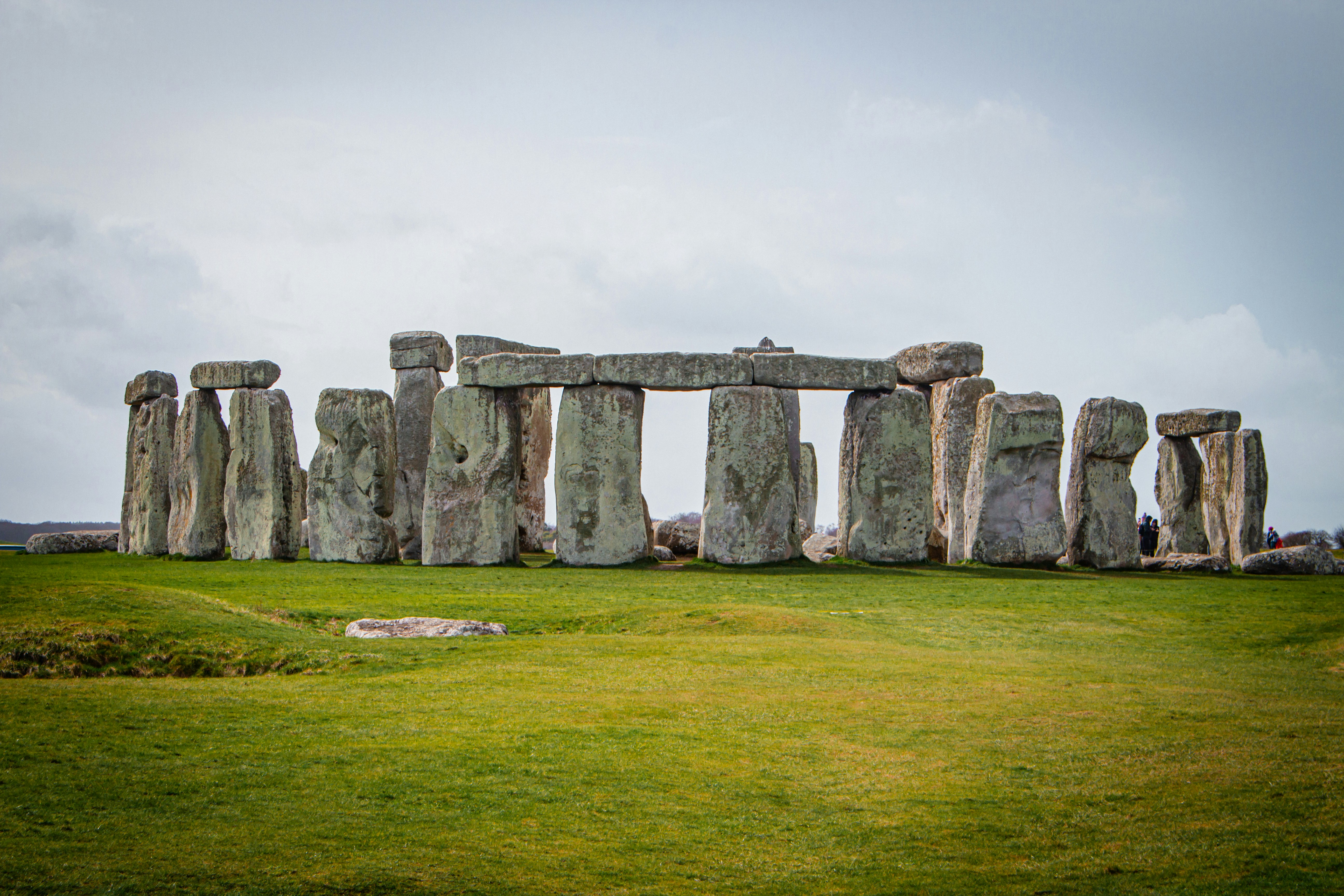 Just Stop Oil activists cleared of Stonehenge criminal damage | News ...
