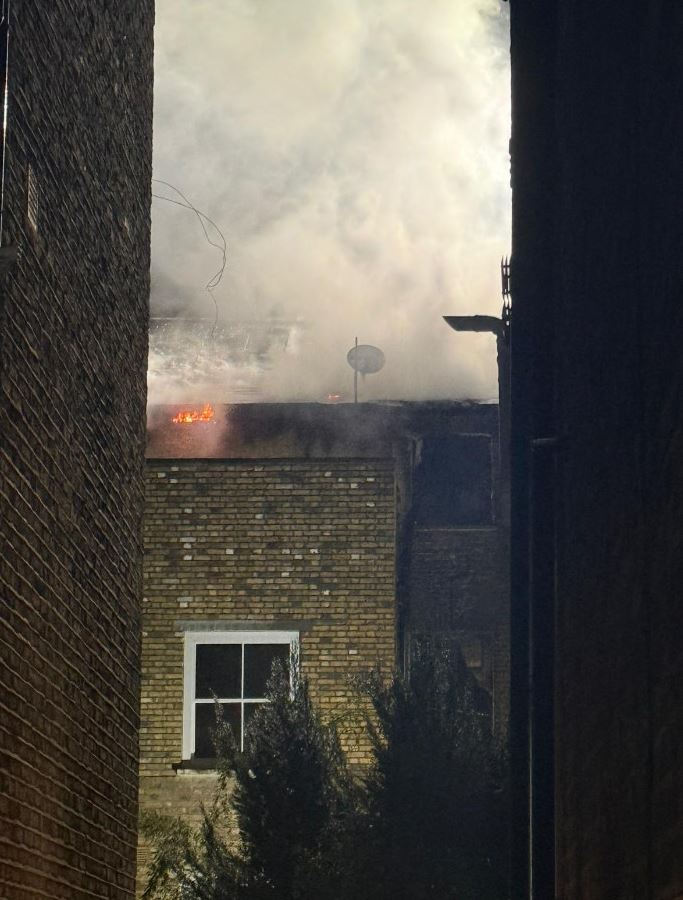 Around 100 firefighters tackling major house fire in west London | News ...