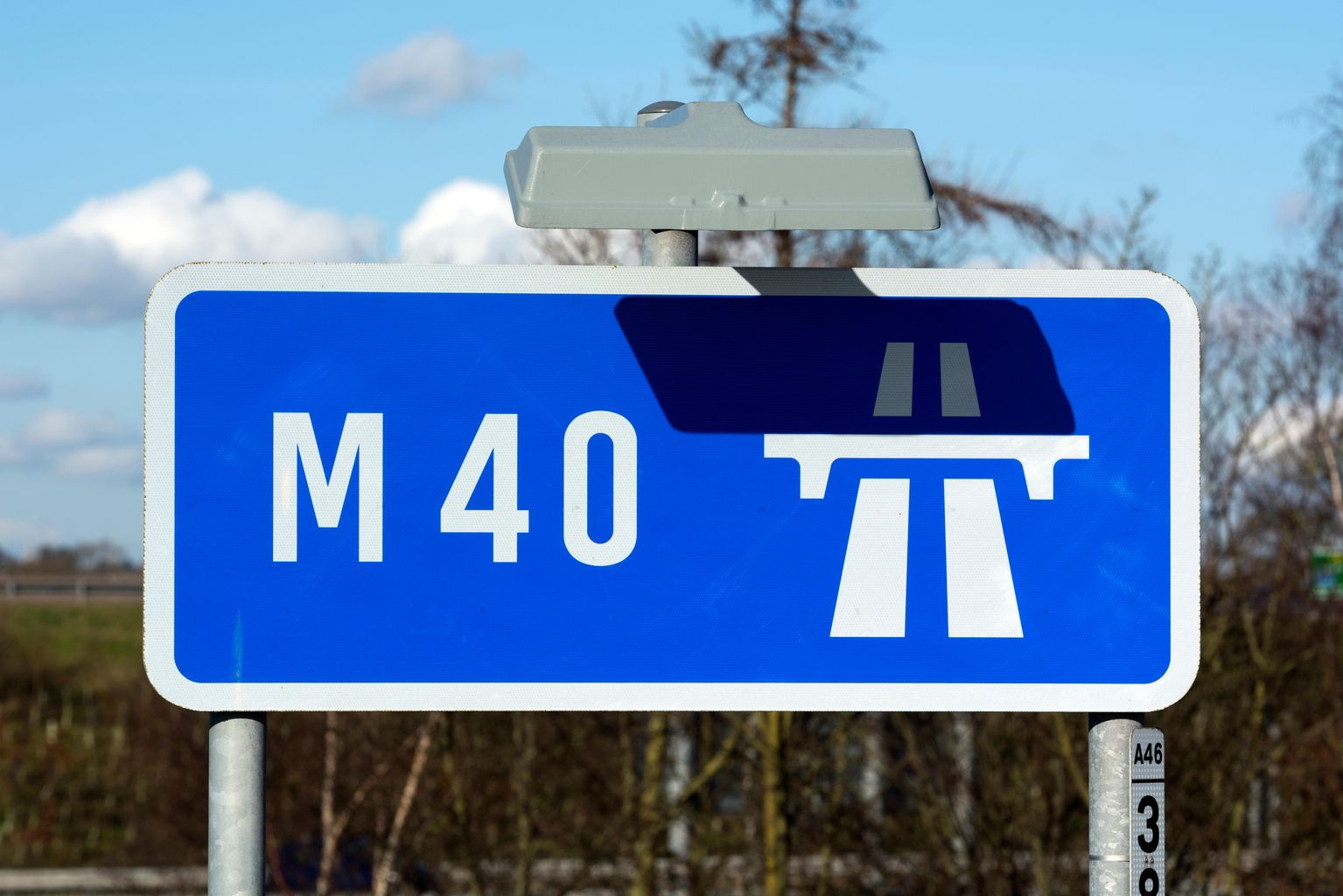 Four in hospital after M40 crash in Warwickshire | News - Hits Radio ...