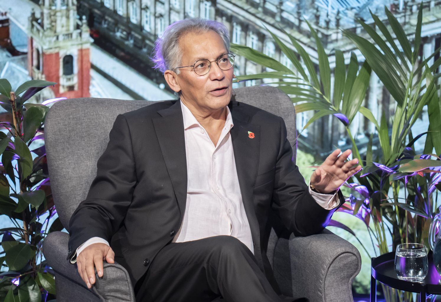 BBC chairman expected to apologise for Trump speech edit after Davie ...