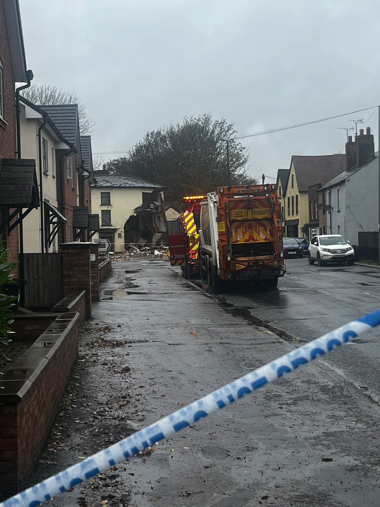 Man dies after bin lorry crash in Leominster | News - Magic Classical