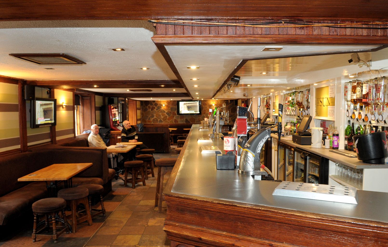 ‘Save Our Pubs’: Dorset landlords issue last-minute plea ahead of Chancellor’s budget