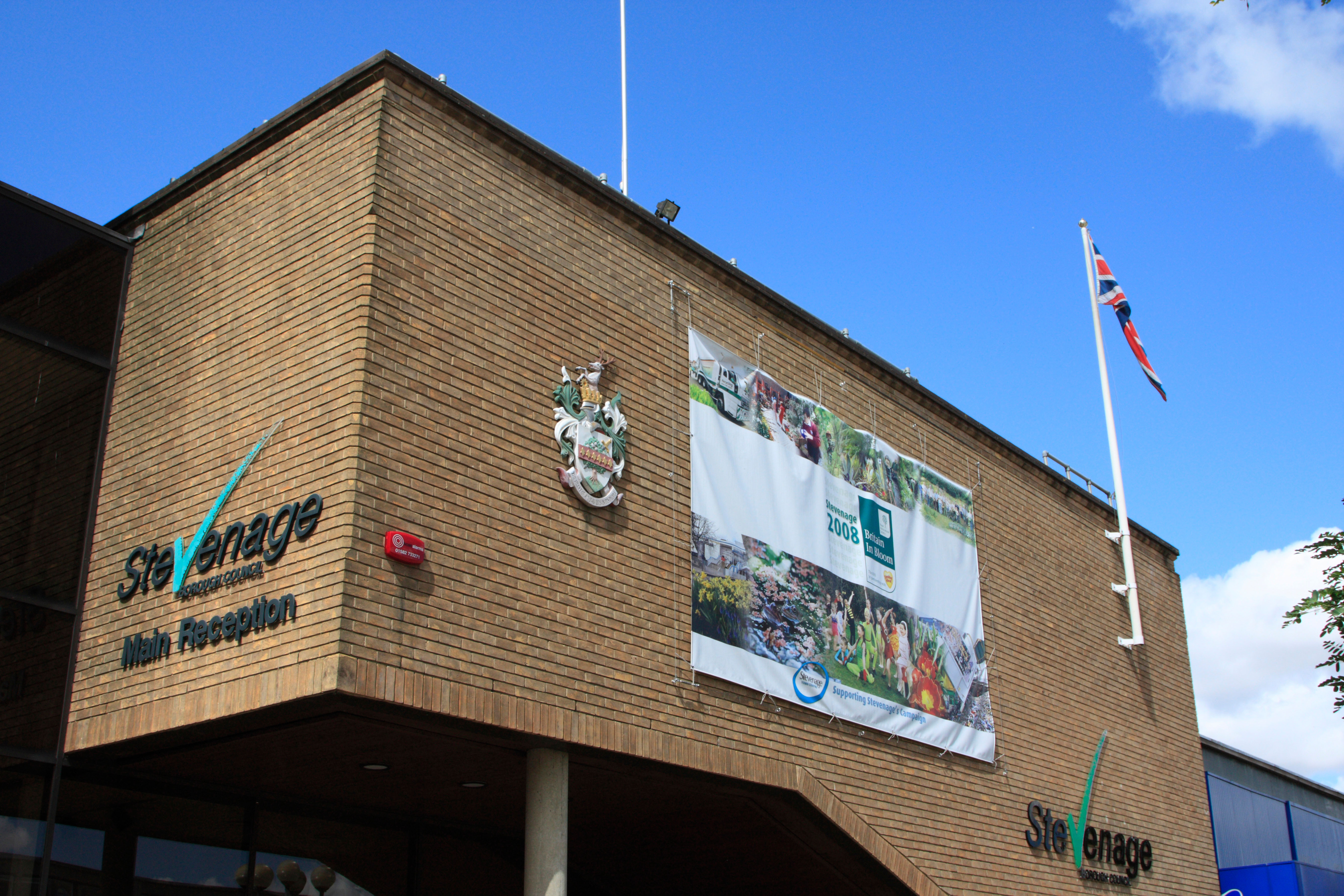 Stevenage backs four-unitary council plan as Hertfordshire ...