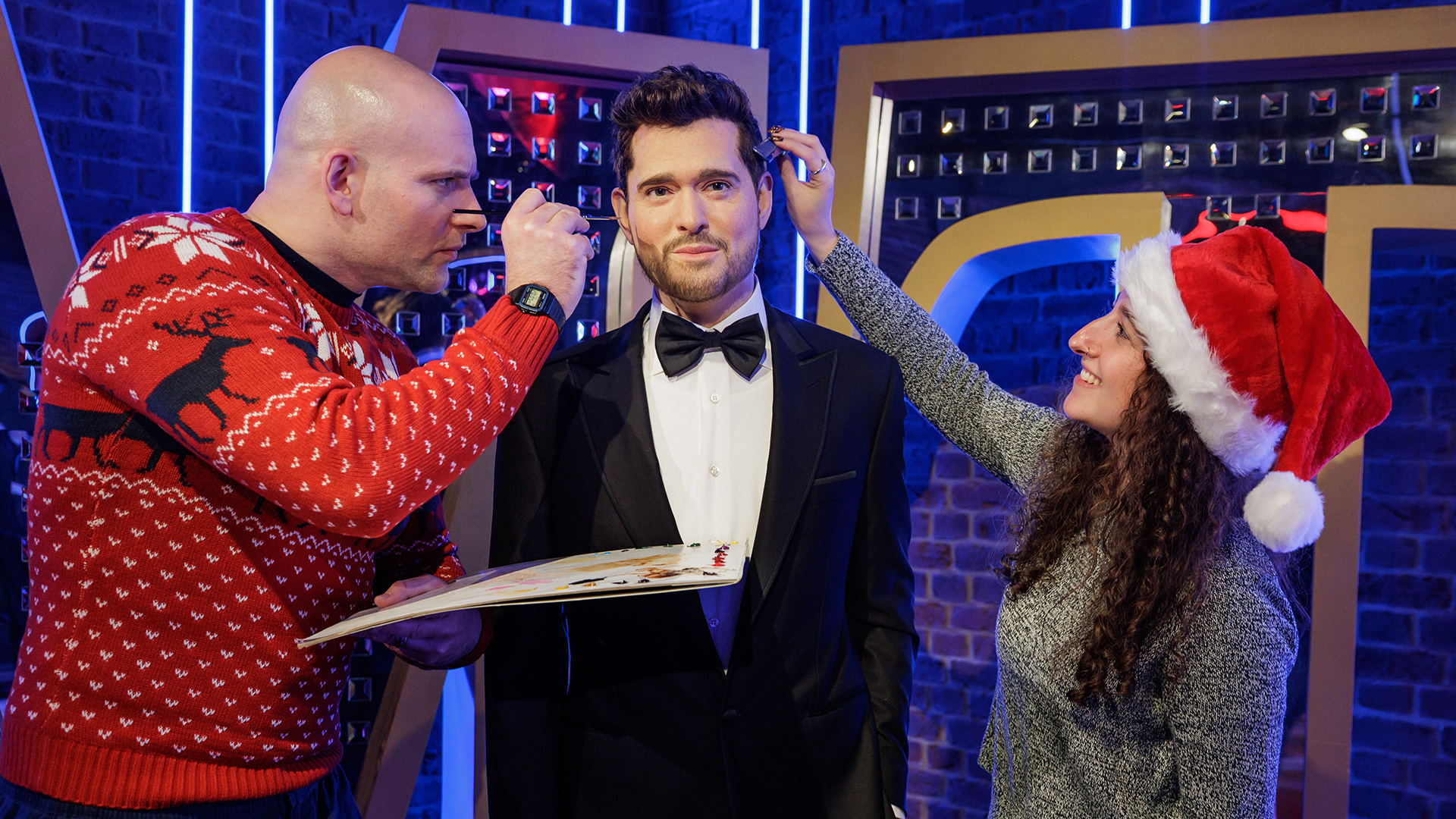 Michael Bublé's waxwork being defrosted for Christmas