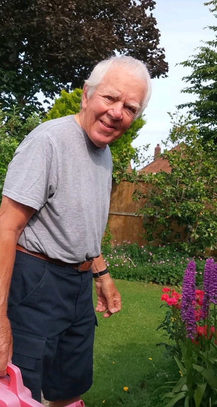 Family pays tribute to man who died after Sandbach collision | News ...