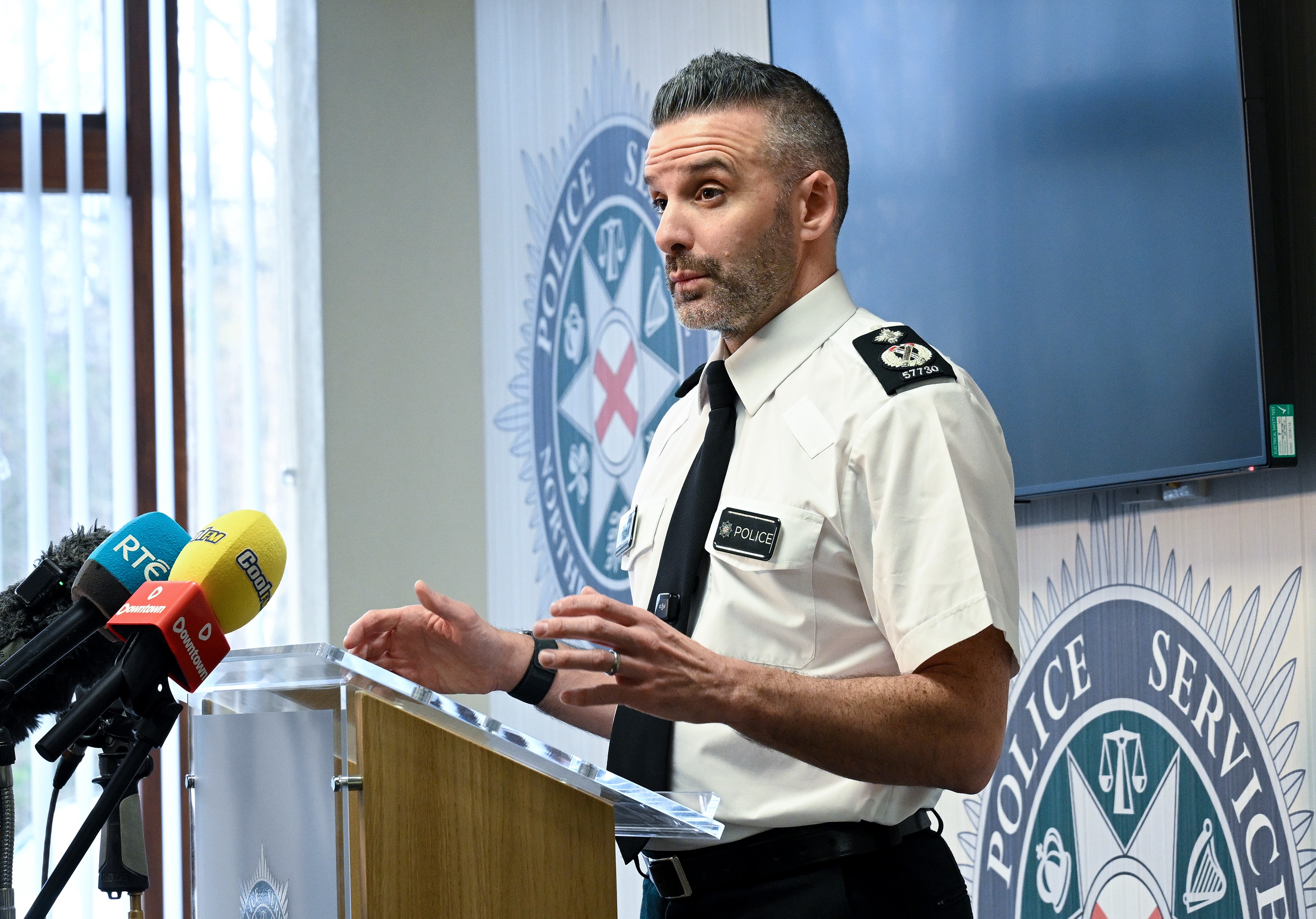 A PSNI officer has been stabbed with a hunting knife in Derry