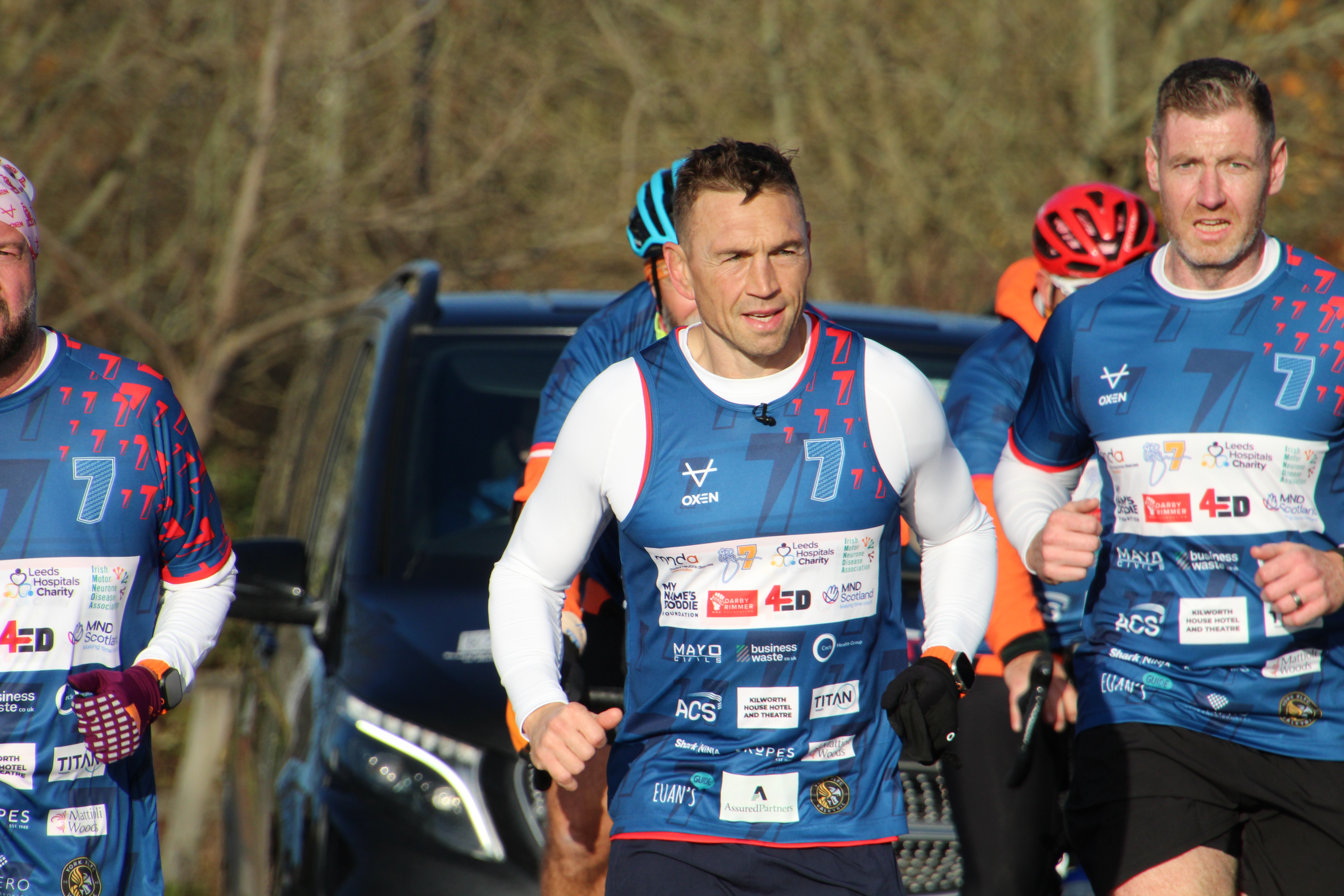 Rugby league legend Kevin Sinfield starts latest 7 in 7 Challenge ...