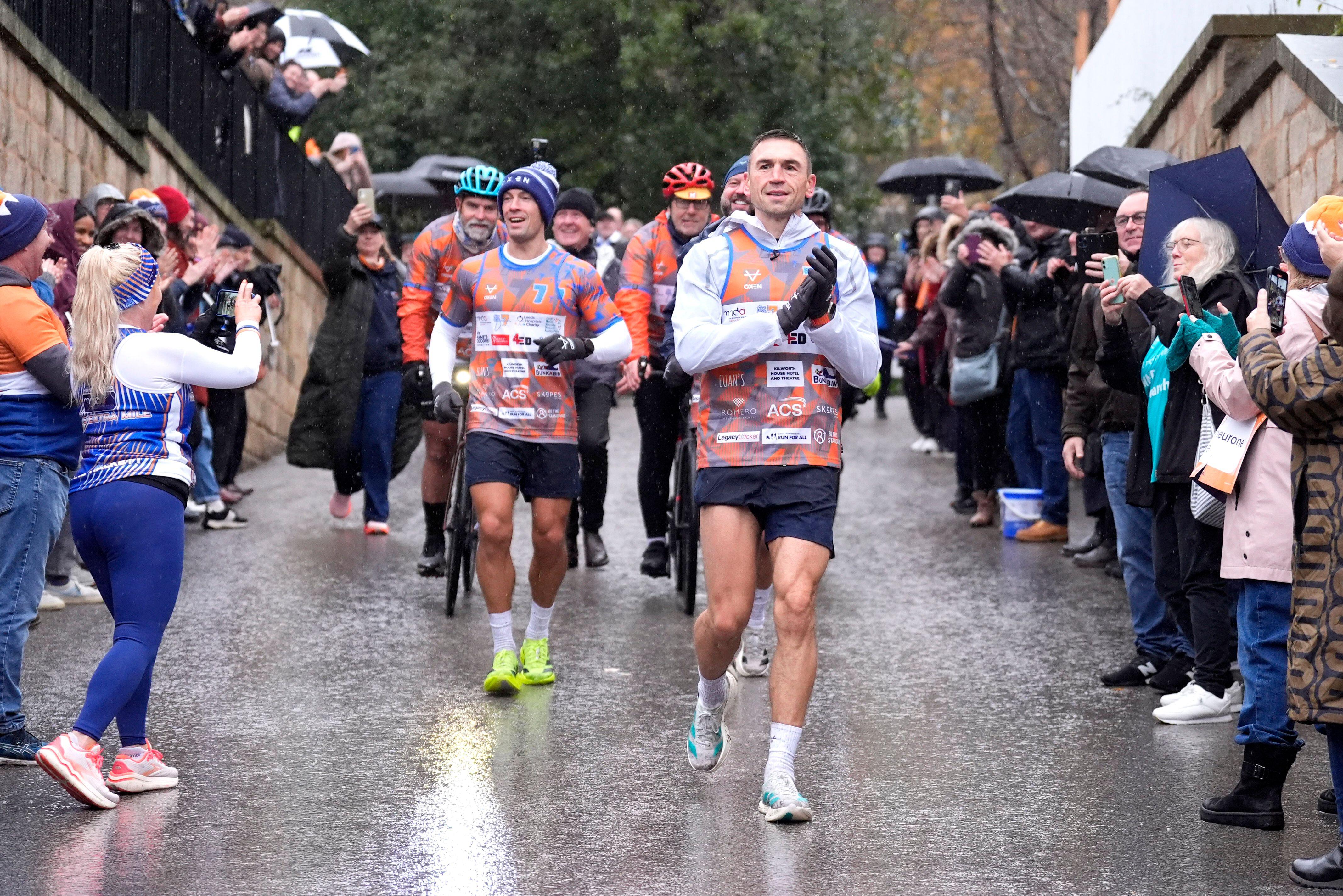 Kevin Sinfield completes latest leg of 7 in 7 challenge in Sheffield ...