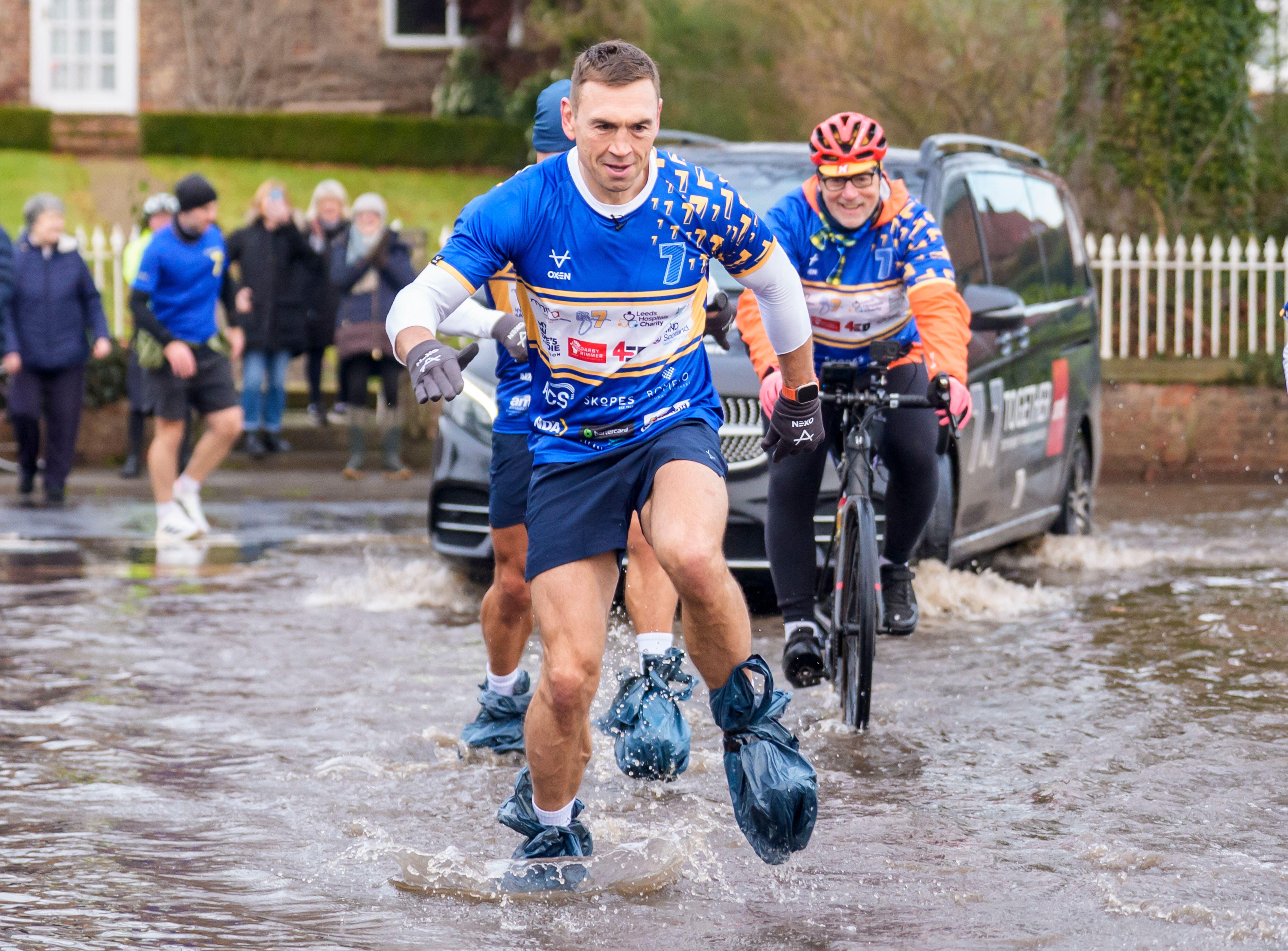 Kevin Sinfield to complete '7 in 7 Together' challenge in Headingley ...