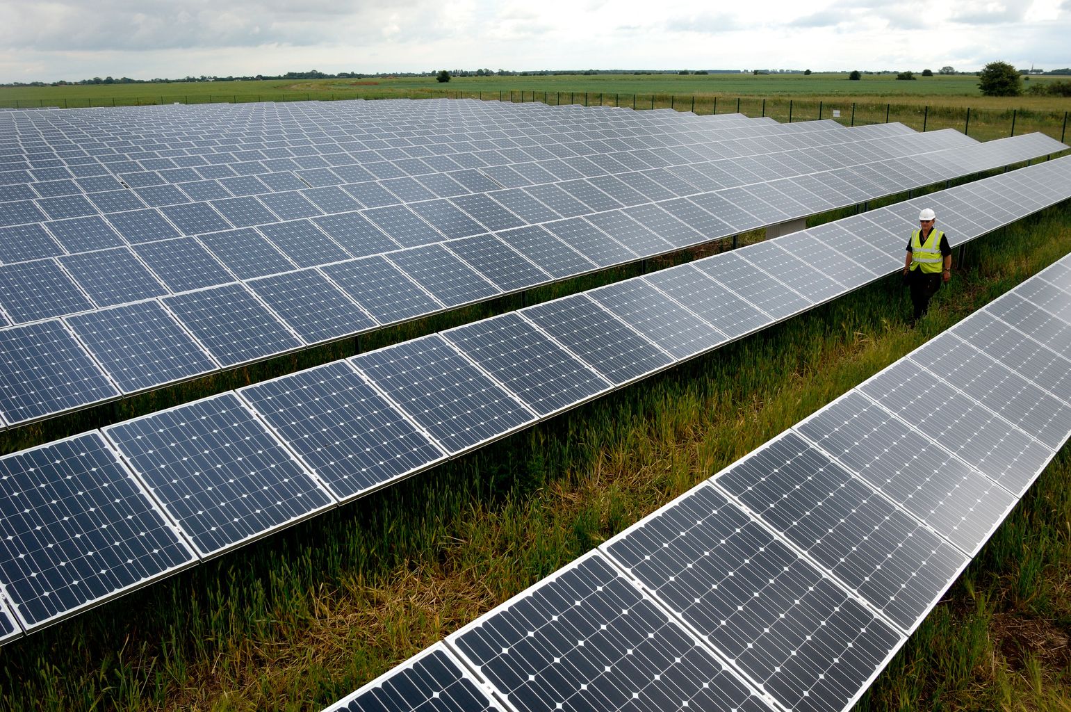 Council raises eight objections to Fosse Green solar farm | News - Hits ...