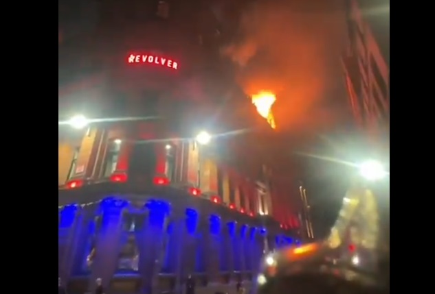 Fire crews tackling a huge blaze at a hotel in Glasgow city centre.