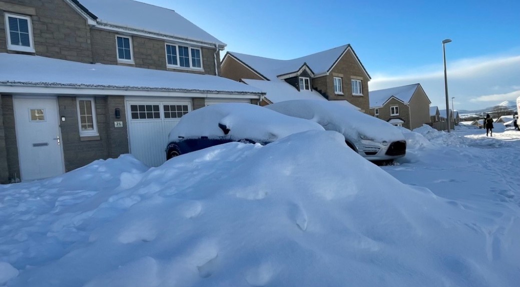 Schools shut and flights cancelled following heavy snow | News - MFR