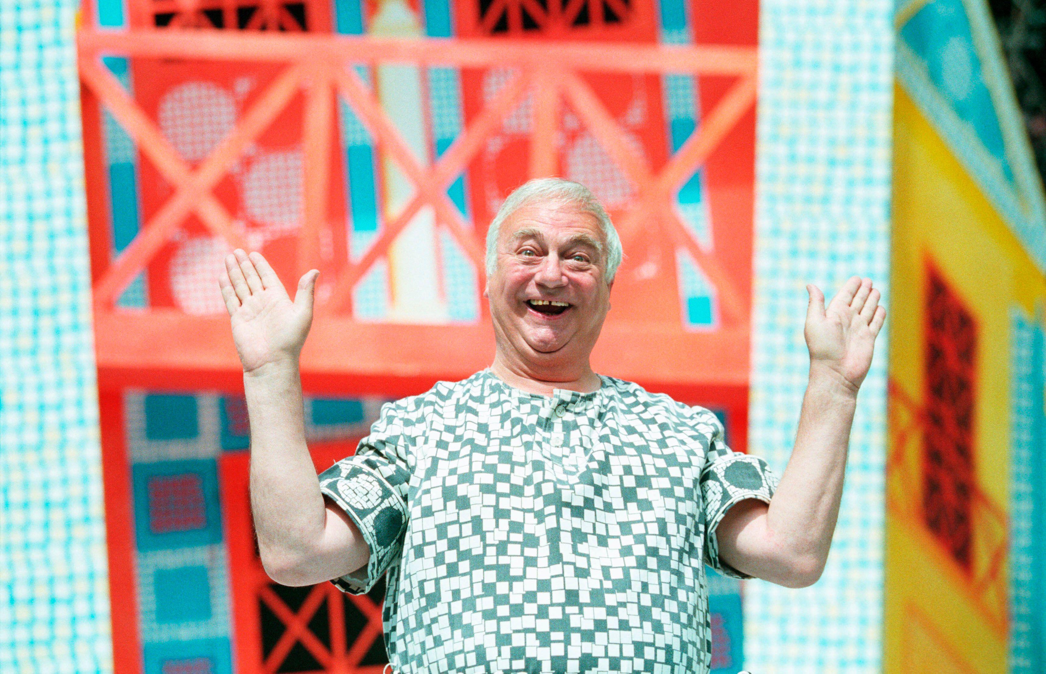Plans submitted for Roy Hudd statue outside Theatre Royal in Bury St ...