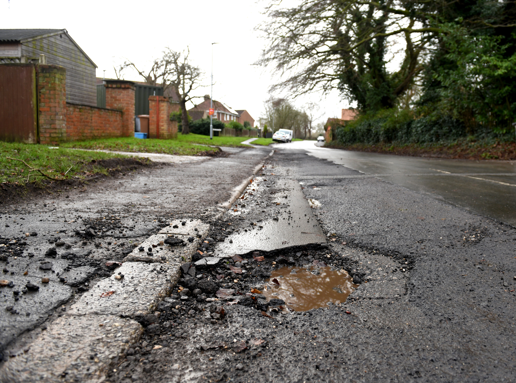 North Lincolnshire Council responds to pothole repairs red rating ...