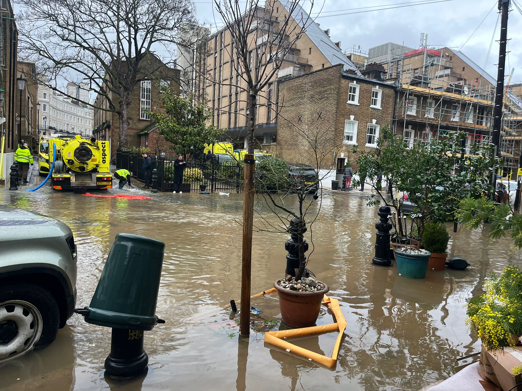 Flooding as thousands of west London homes affected by burst water main