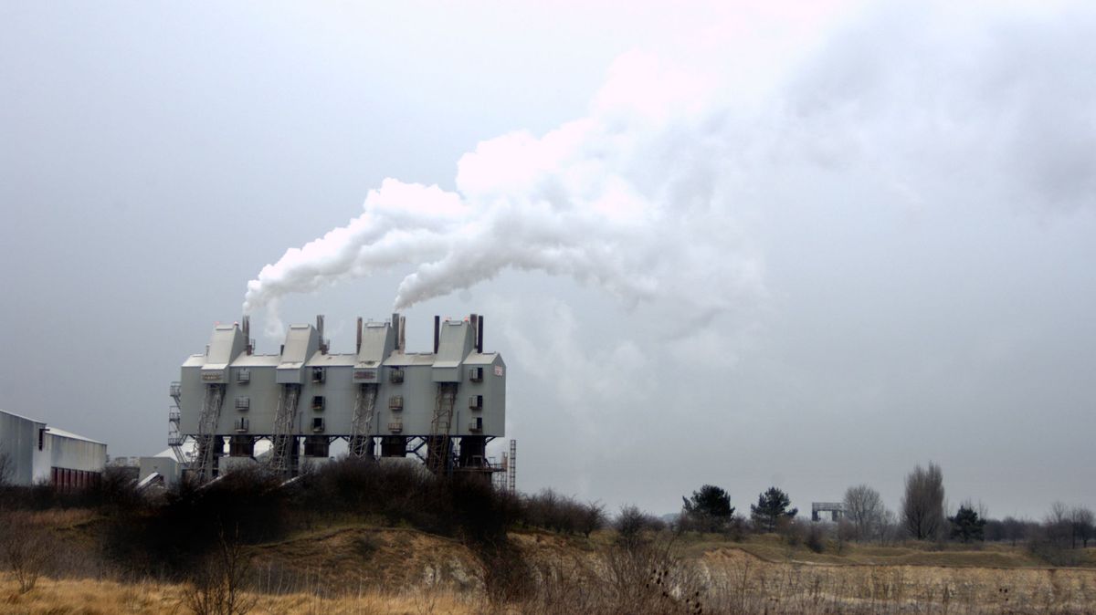 Plans for hydrogen plant near Humberside Airport could cut gas use at ...