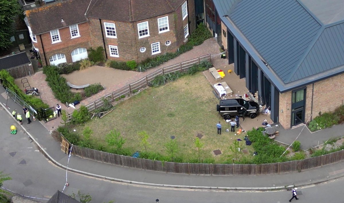 Investigation into conduct of officers over Wimbledon school crash