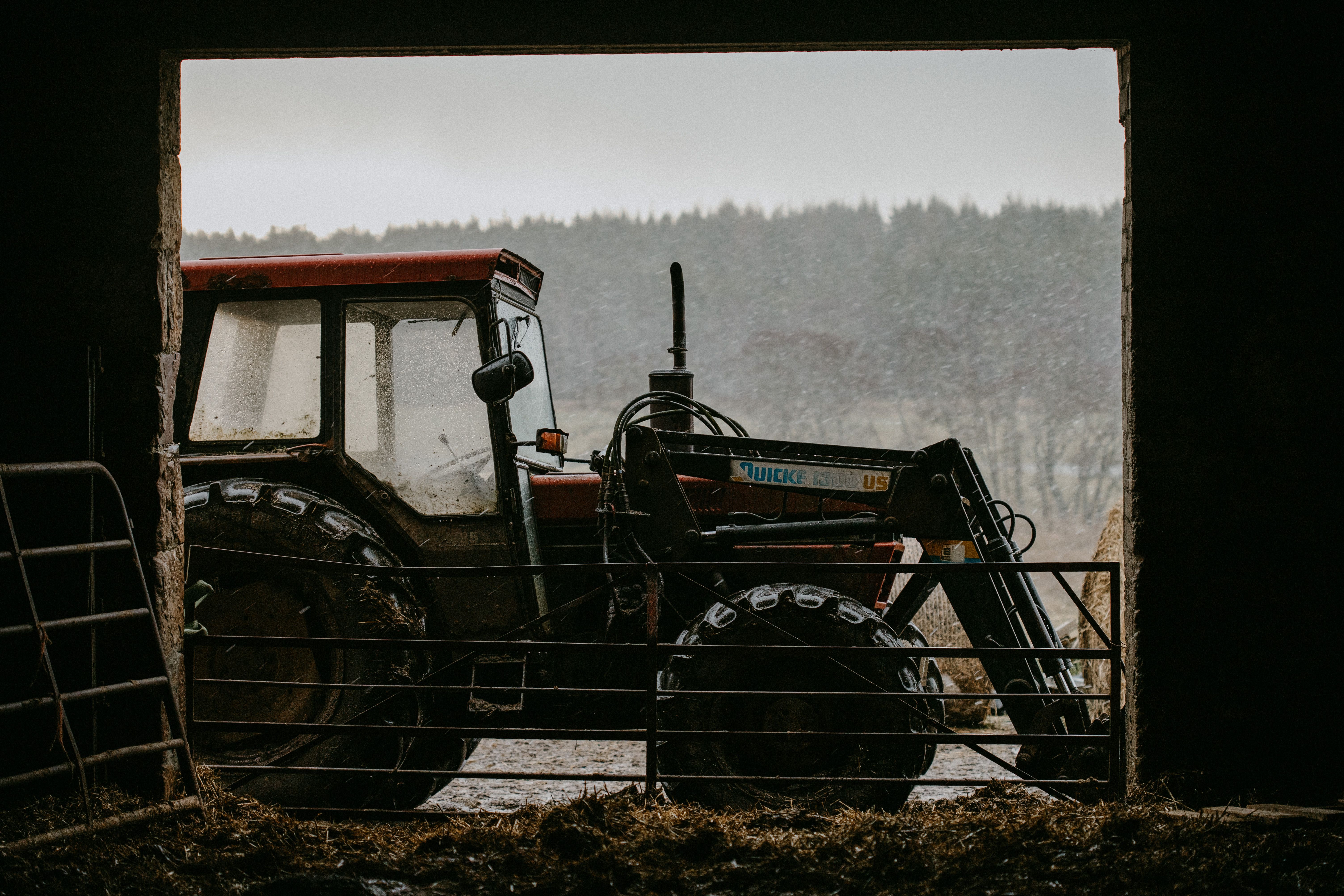 It would be 'unwise' to sell off 80 Cornish farms, inquiry finds