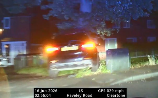 Man arrested after 100mph car chase through Wythenshawe | News ...