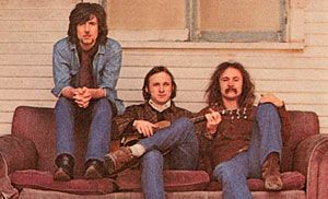 CSN Perform Debut LP In Full For First Time