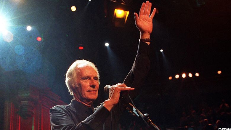 Beatles producer Sir George Martin dies