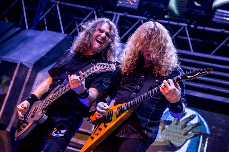WATCH: Megadeth perform 'Symphony Of Destruction' with fans at their ...