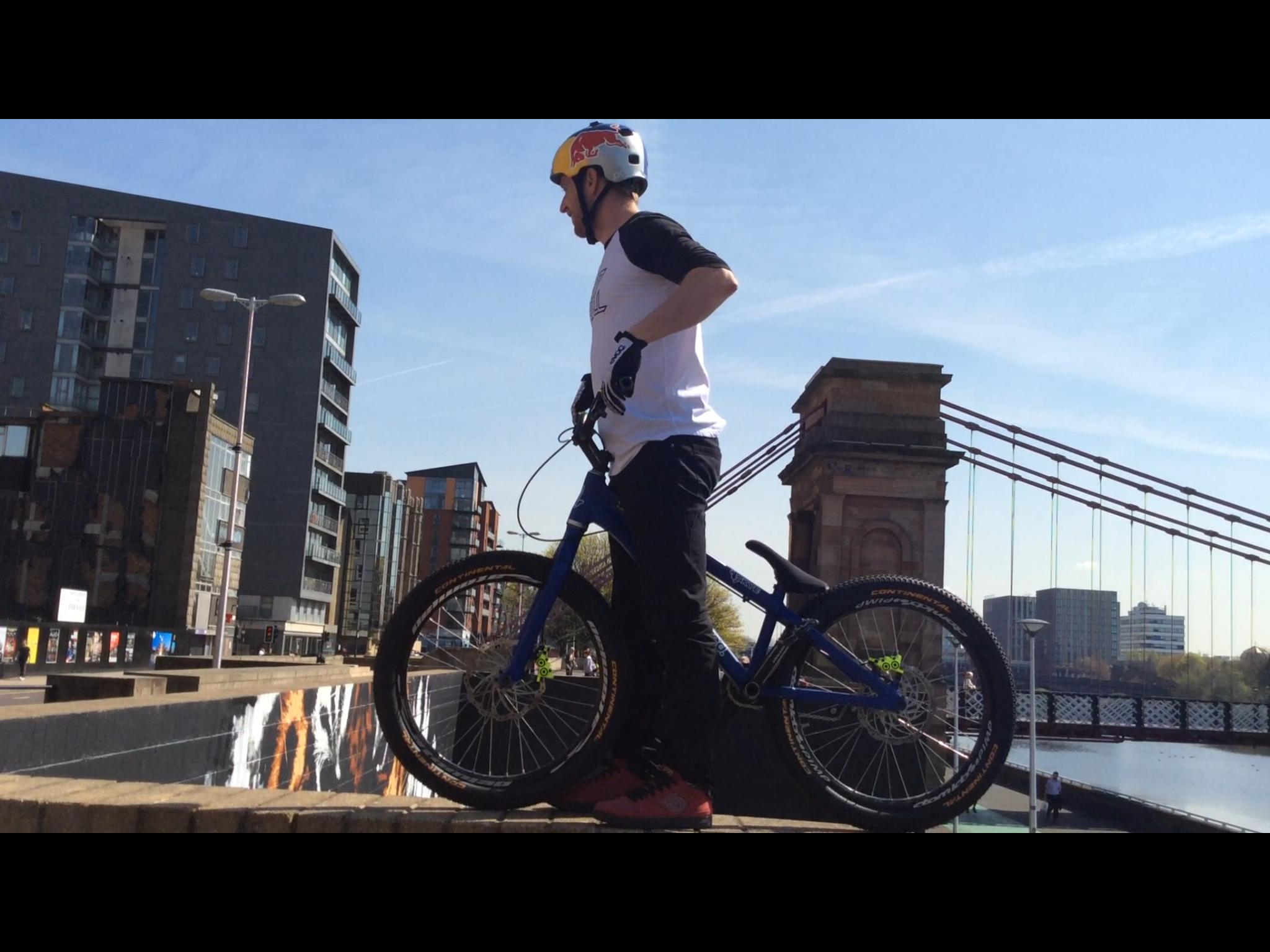 VIDEO: Stunt Biker Danny Macaskill Wows Glasgow | News - Clyde 1