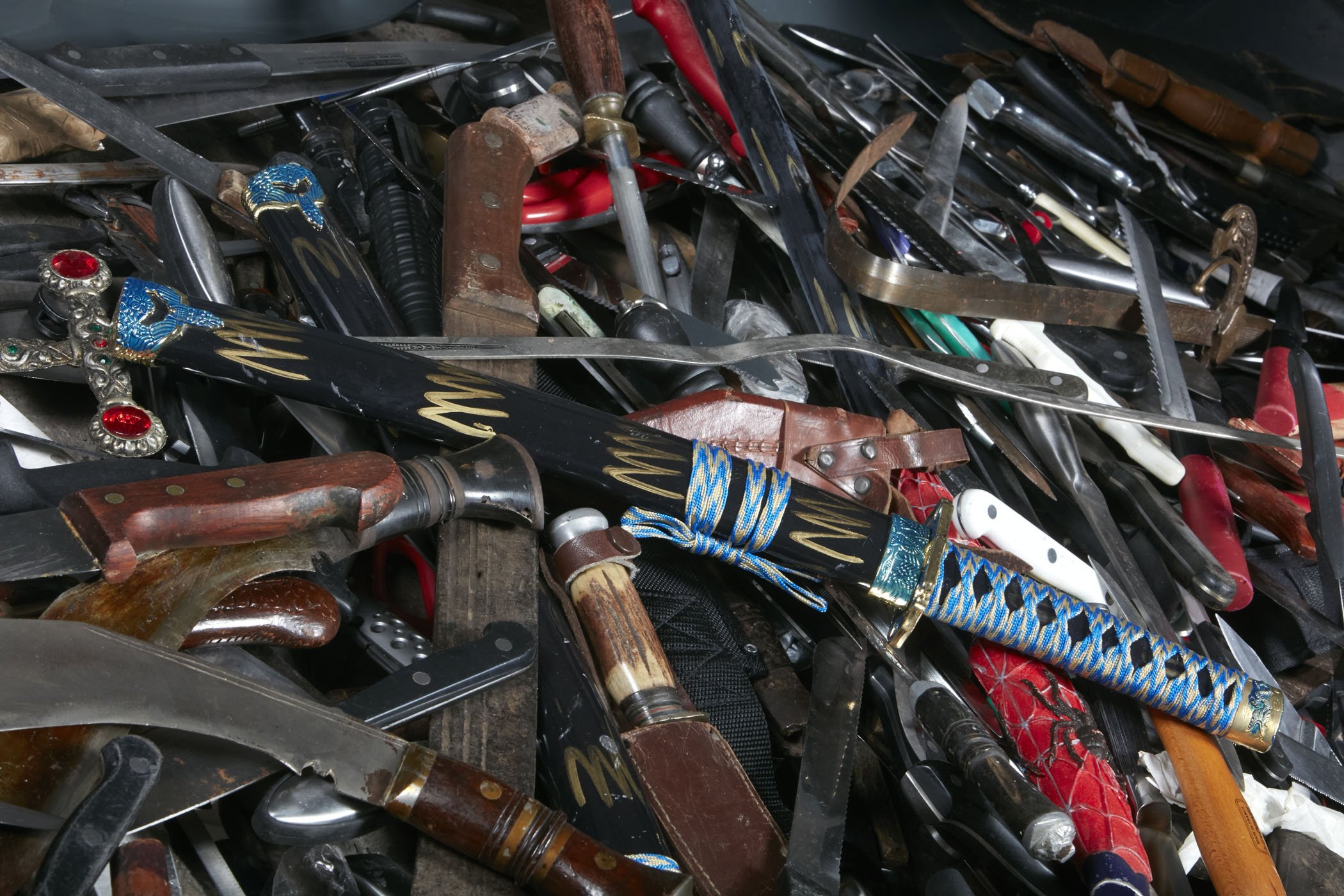 Three hundred blades binned during week-long surrender | News - Hits ...