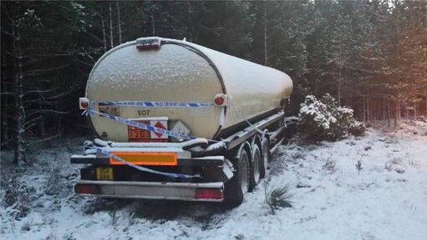"Weather Bomb" Causes Tanker To Career Off A9 | News - undefined