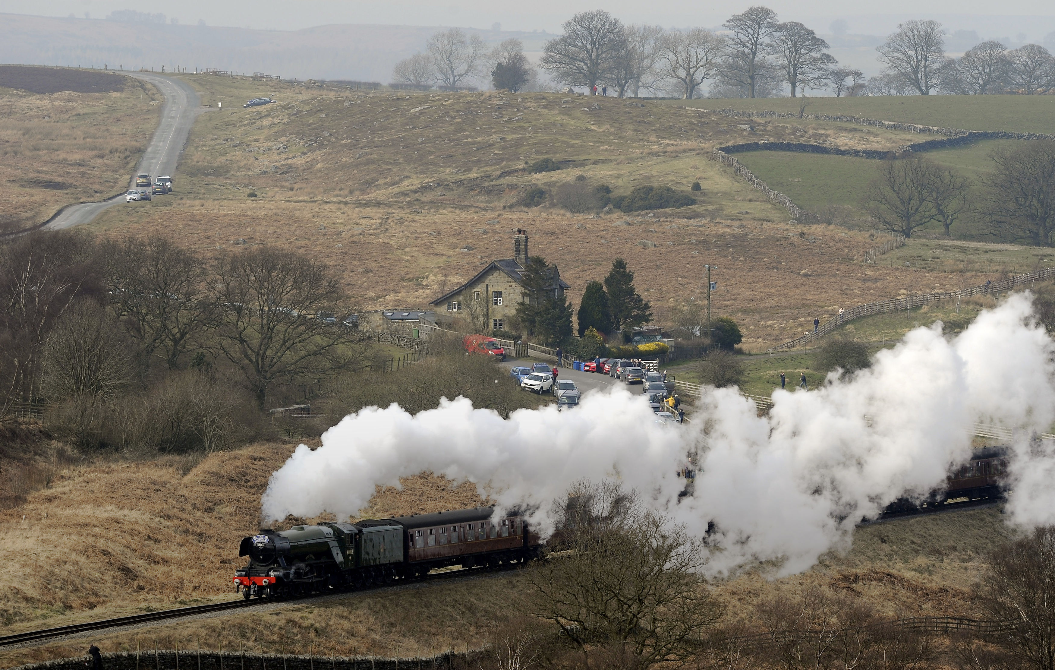 Flying Scotsman back on rails in Scotland after network rail climbs ...