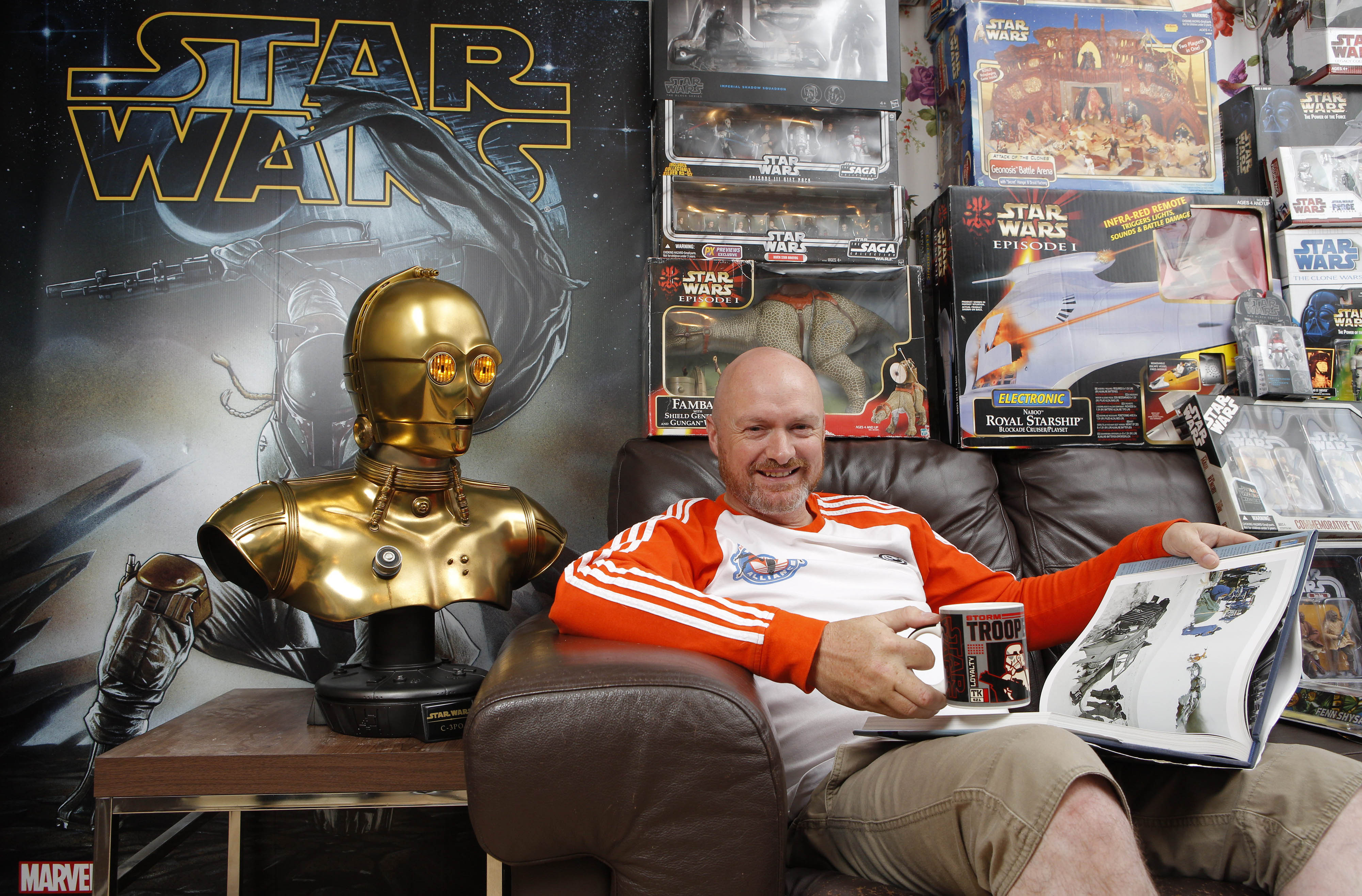 10 people who REALLY love Star Wars | Celebrity - Clyde 1
