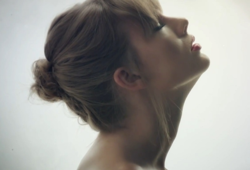 WATCH: Taylor Swift’s new ‘Style’ music video | Music - Clyde 1