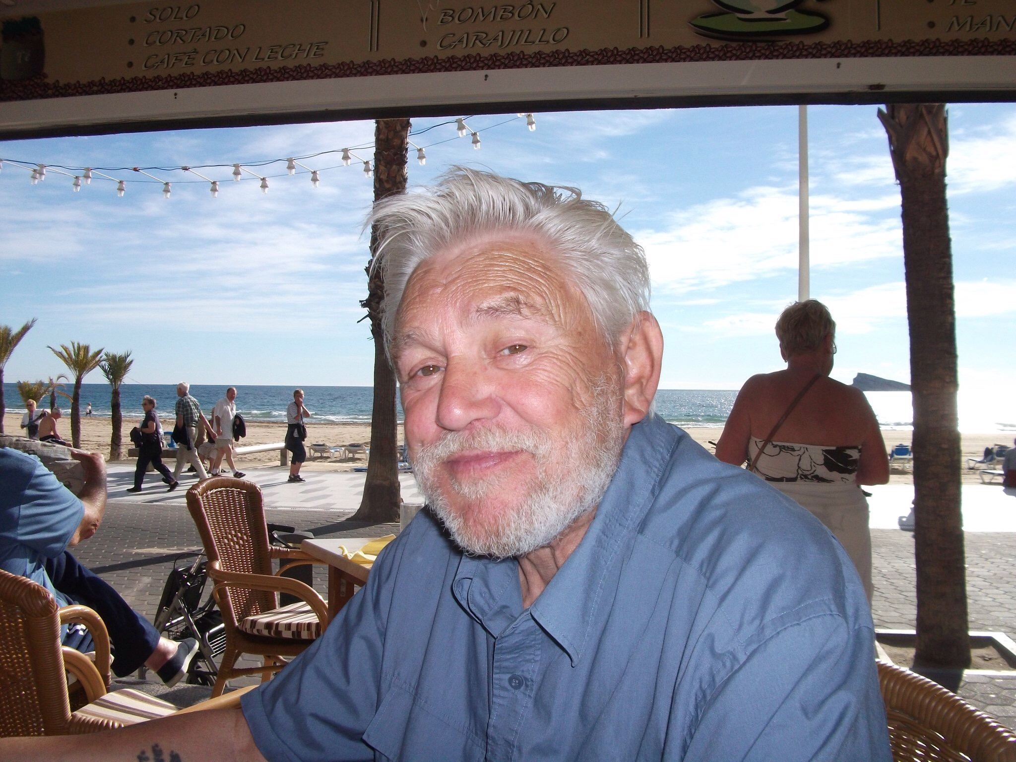 Family of Wirral man who died waiting for ambulance calling for change ...