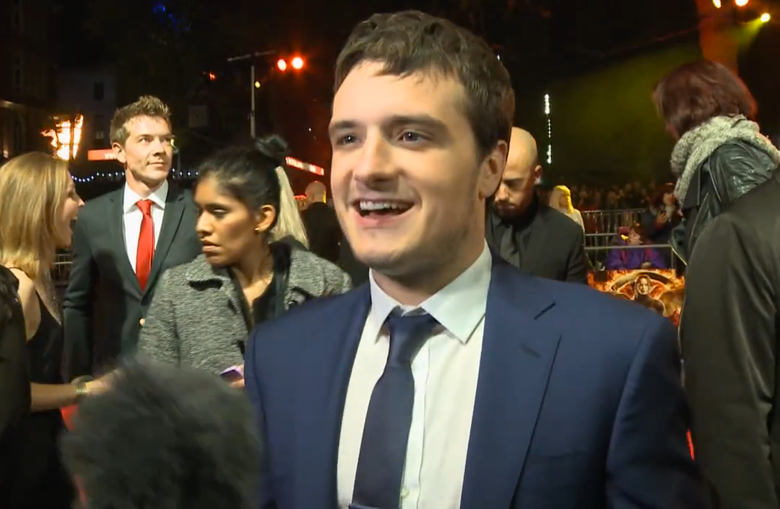 The Hunger Games Red Carpet Interviews - WATCH | Celebrity - Hits Radio