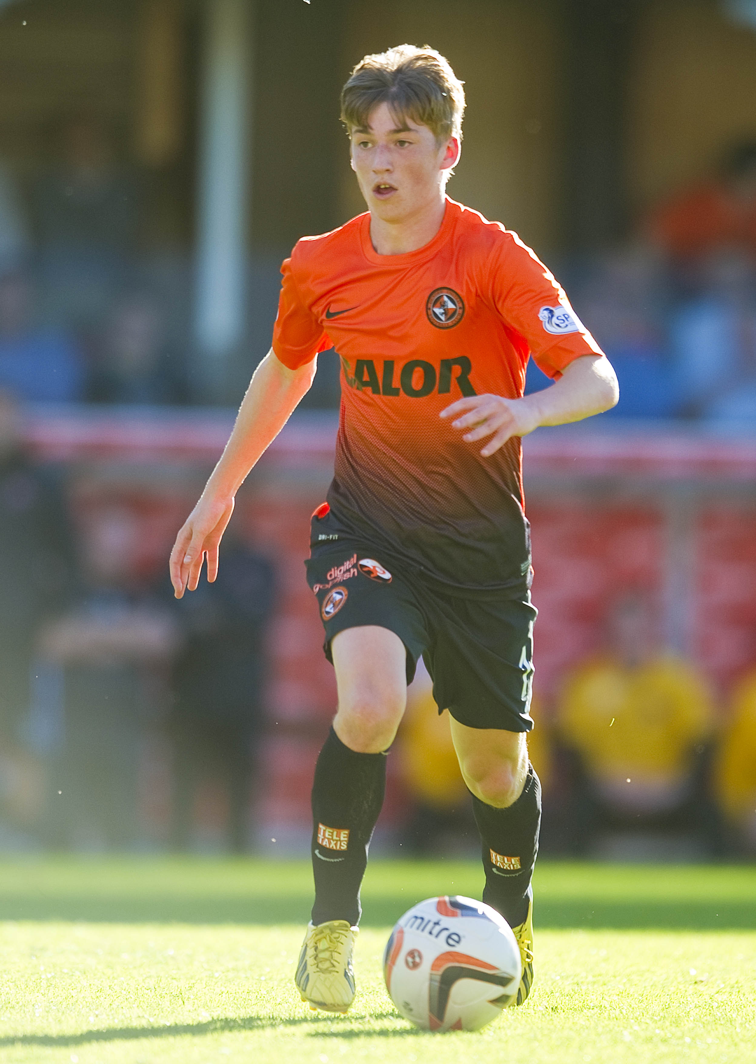 Gauld Joins Sporting Lisbon | Football News - Clyde 1