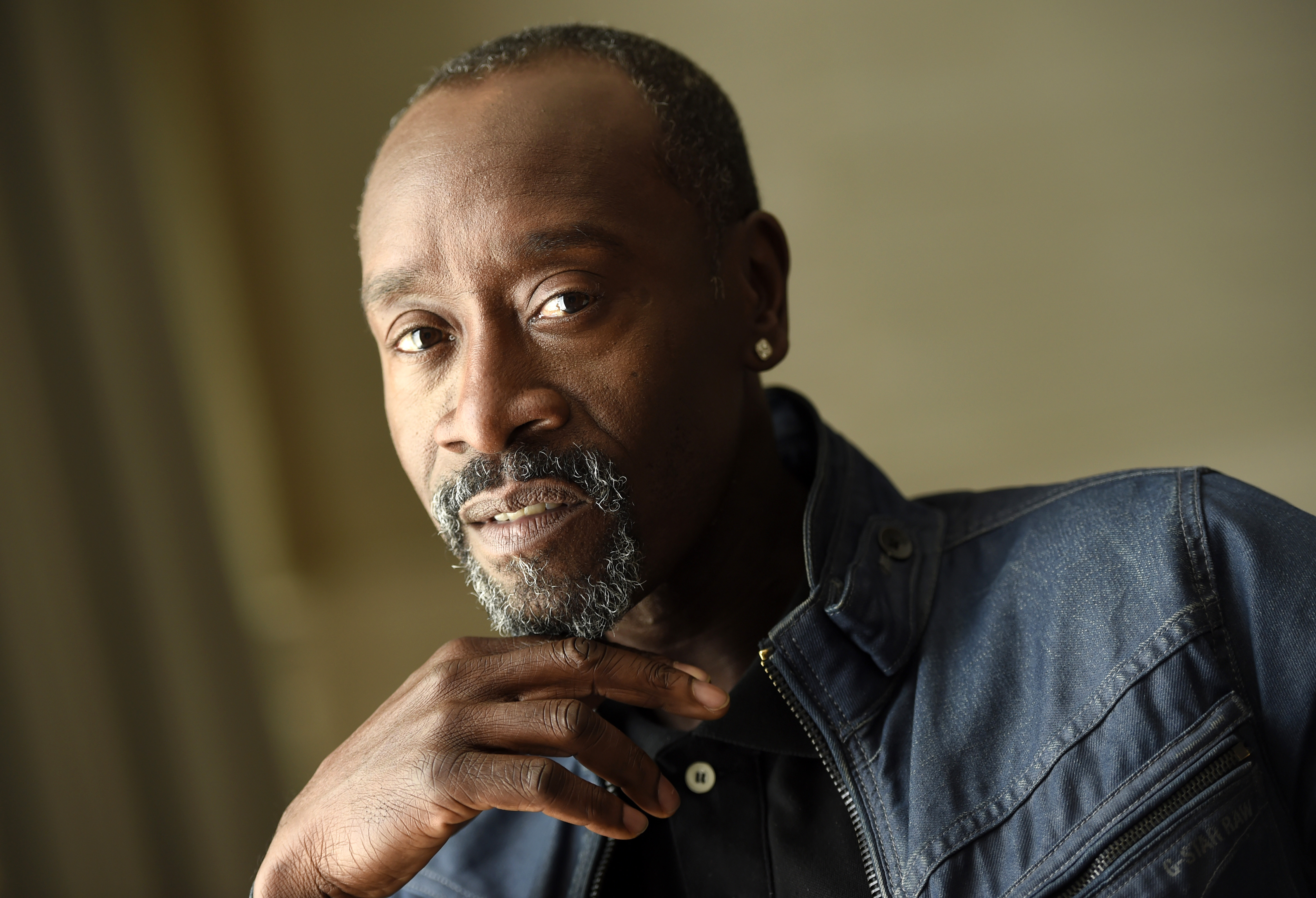 don-cheadle-didn-t-intend-to-do-everything-in-new-film-about-miles