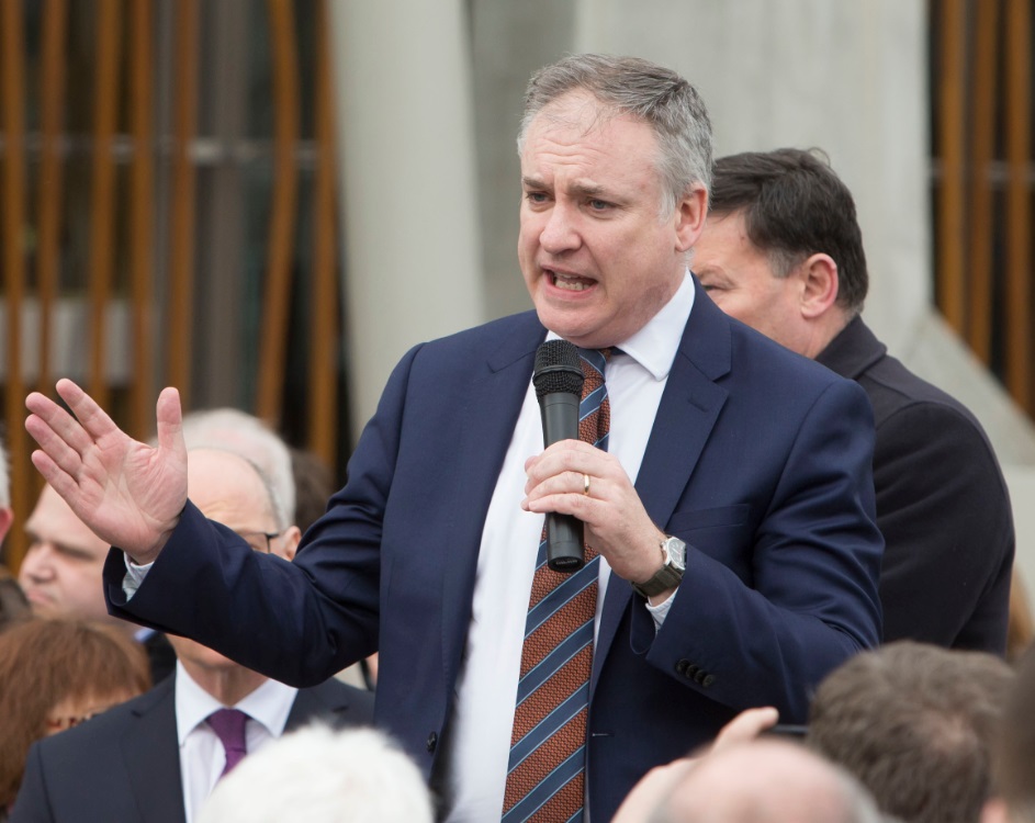 LISTEN: Family first for former cabinet secretary Lochhead | News ...