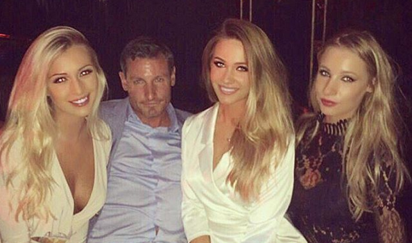 Dean Gaffney shares picture with stunning girlfriend and twin daughters ...