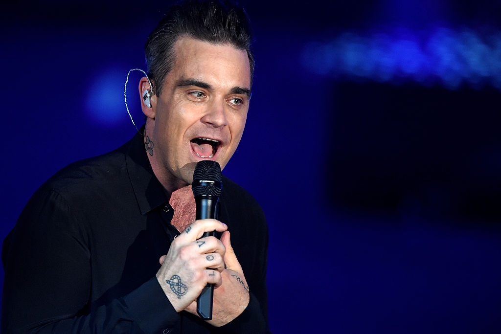 Fans praise Robbie Williams for his special BRITs Icon show | Music ...