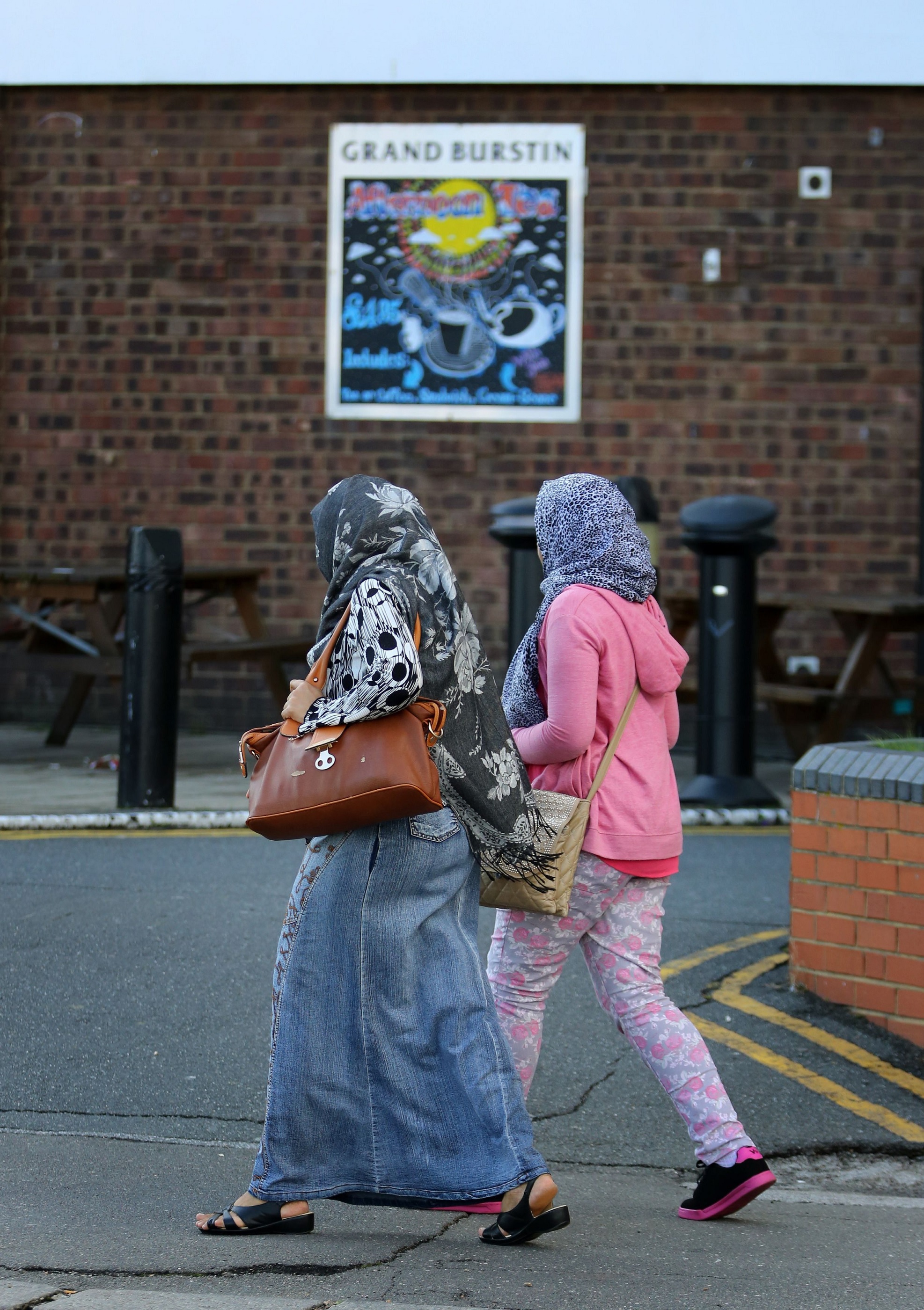 Thousands of asylum seekers needing support in our region | News ...